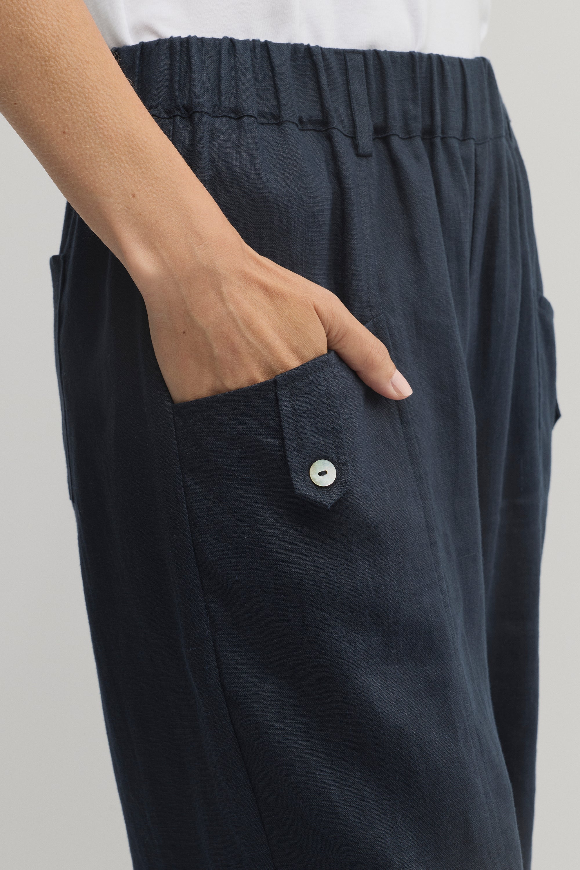 Womens Tirari Tab Pant in Navy | Yarra Trail – Yarra Trail Australia
